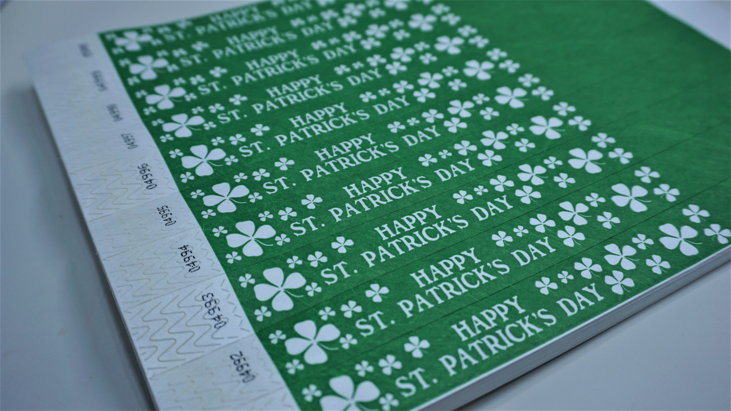 St. Patrick's Day Wristbands - MyzonePrinting powered by printprint.ca